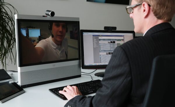 MONITOR DO TELEKONFERENCJI CISCO TELEPRESENCE EX90